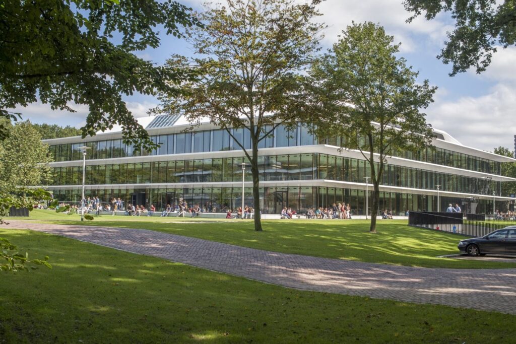 [Toàn phần | Thạc sĩ] Radboud Encouragement Scholarship @Radboud ...
